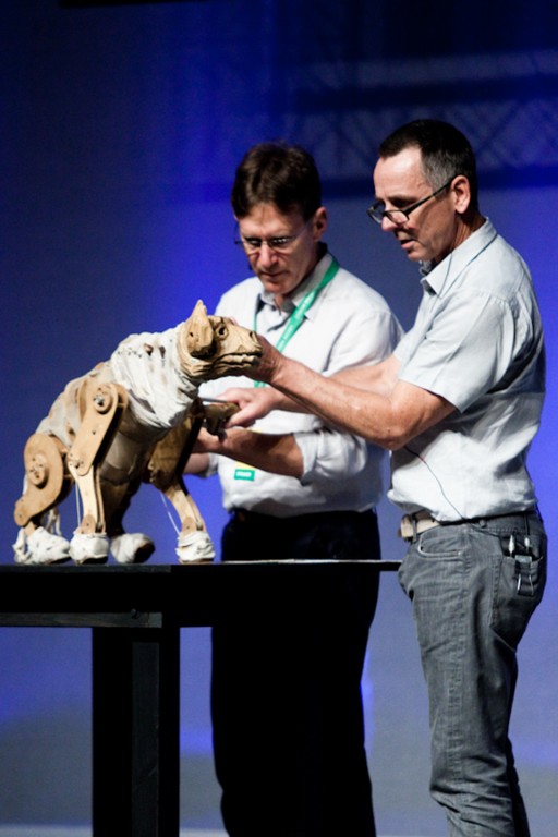 Handspring Puppet Company wins a Tony award | Design Indaba