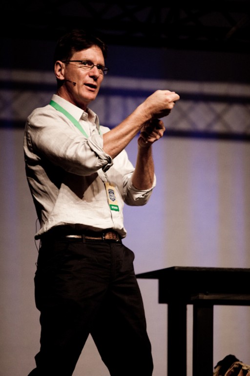 Handspring Puppet Company wins a Tony award | Design Indaba