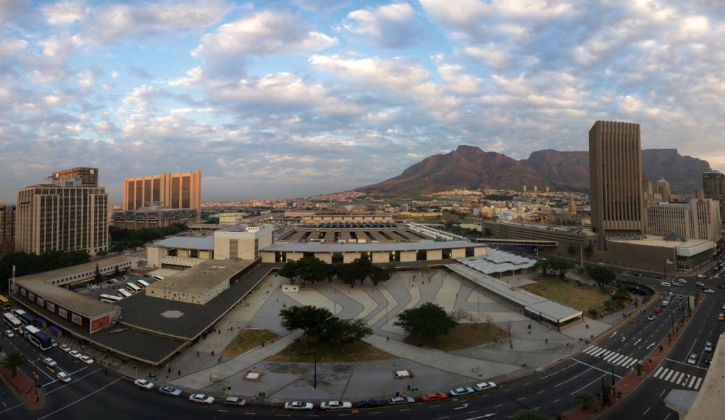 Luyanda Mpahlwa + Mokena Makeka | Design Indaba