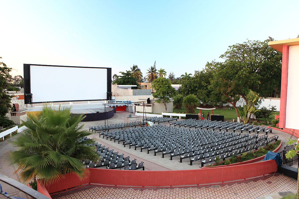 The unique and distinctive architectural style of Angola’s cinemas ...