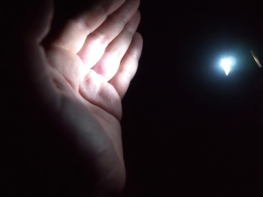 A pocket-sized flashlight powered by body heat | Design Indaba
