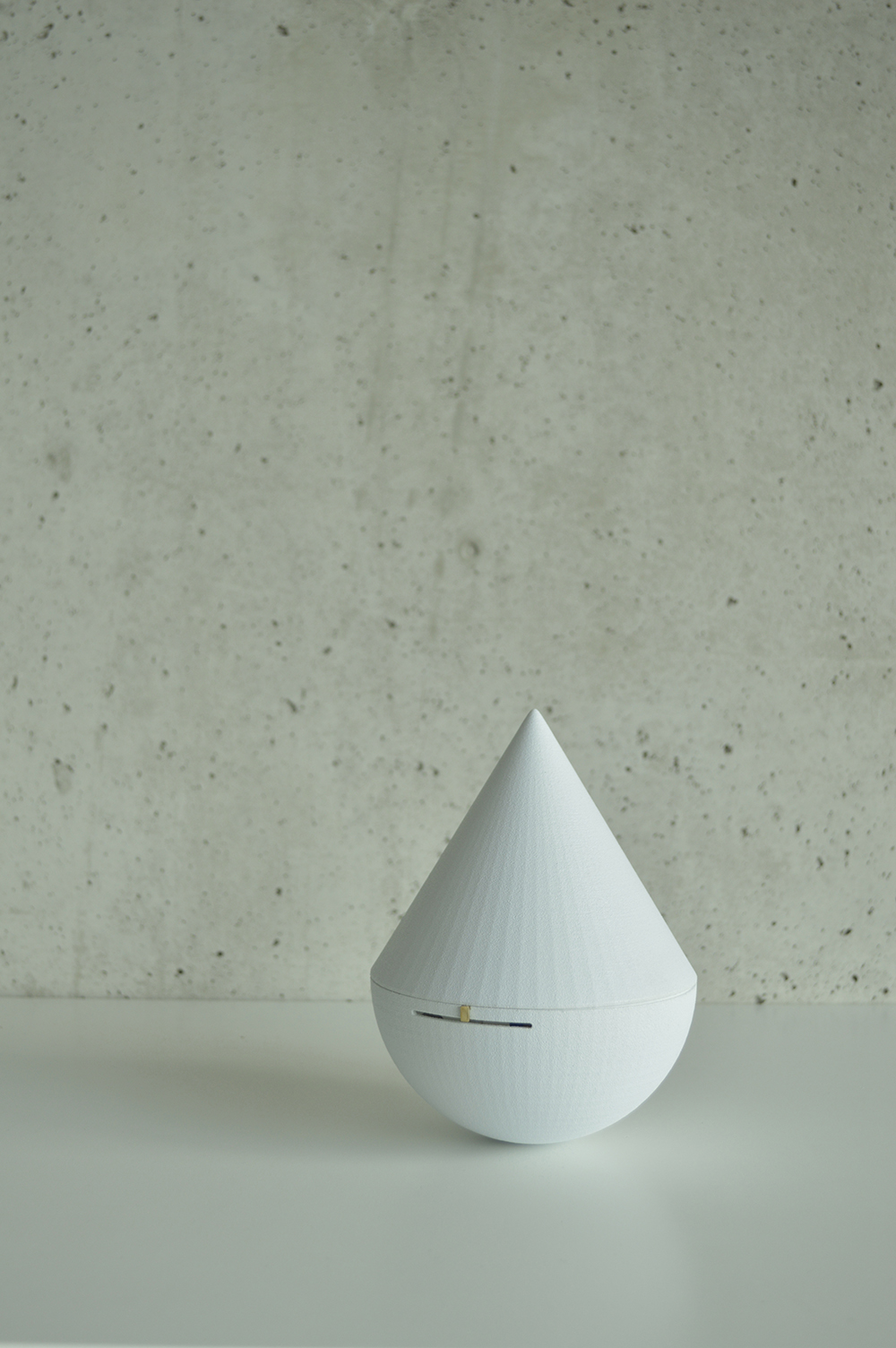 Personal air purifiers clean the air wherever you go | Design Indaba