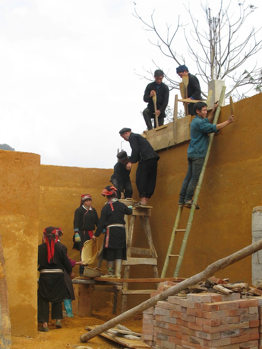 Vietnamese vernacular and modern construction meet in this community ...