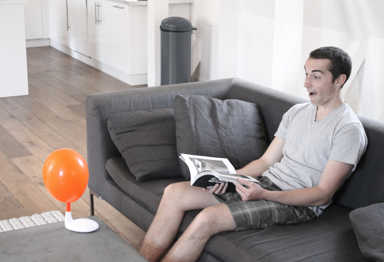 Pierre-Félix So replaces push notifications with bubbles and balloons ...
