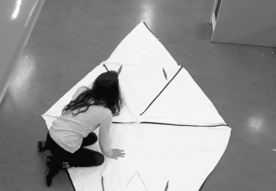 A coat that doubles as a shelter for refugees | Design Indaba