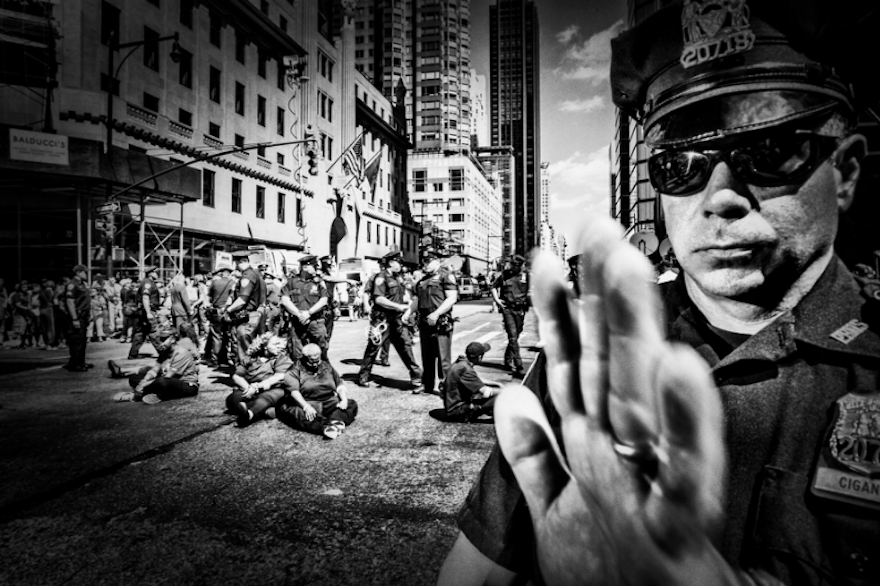 Politics in black and white: The rise of Donald Trump in pictures ...