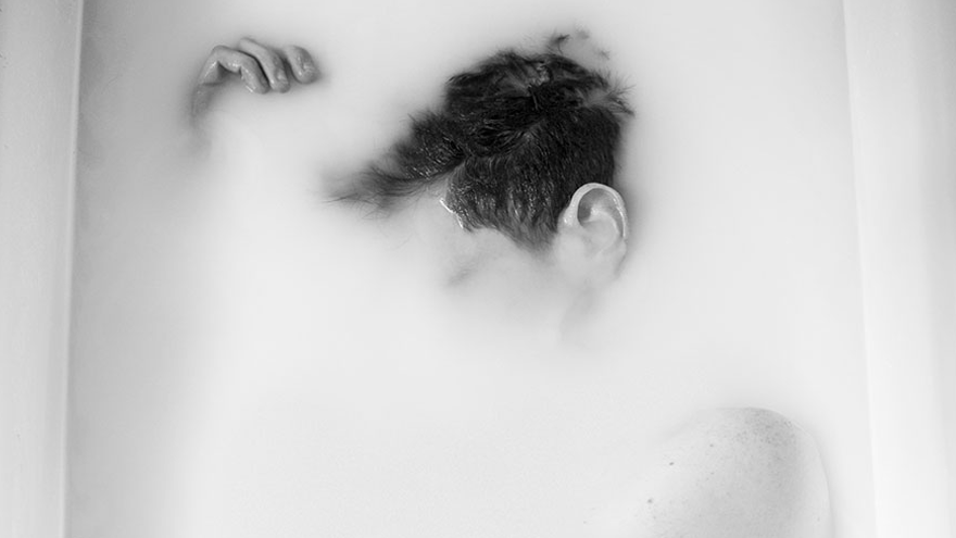 How can photography help us understand depression? | Design Indaba