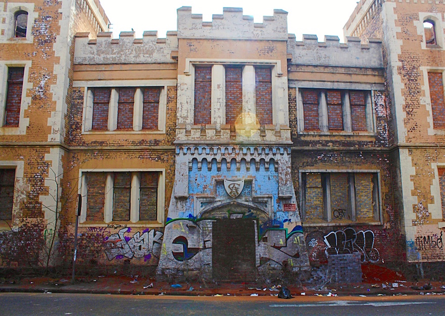 On what the abandoned landmarks of Joburg tell us about the city ...