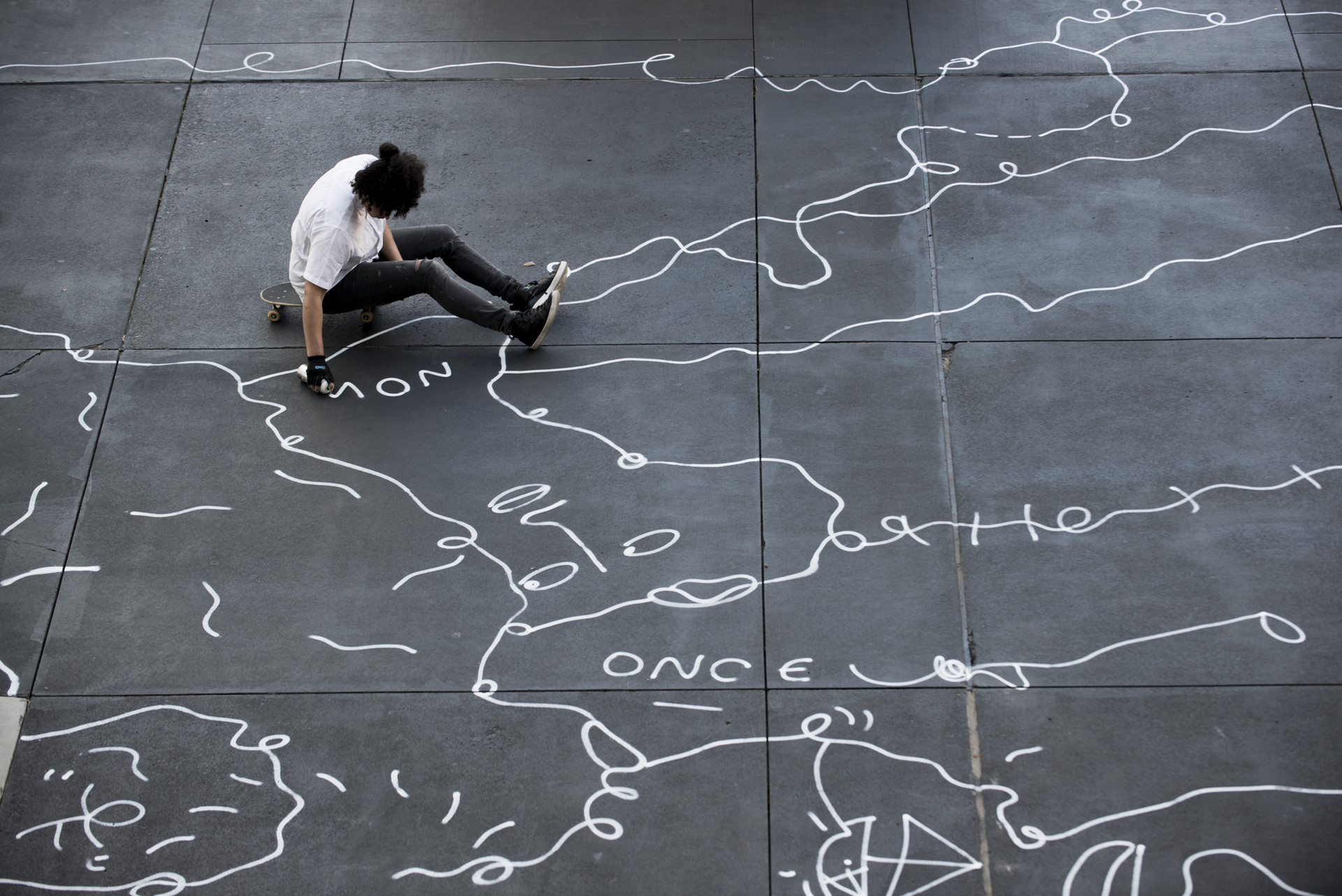 Exploring Shantell Martin’s unique interactive illustrations | Design ...