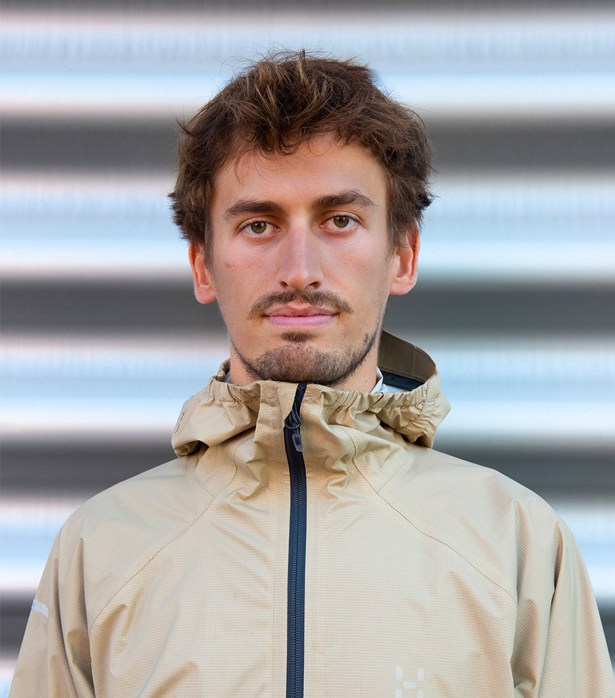 Maxwell Ashford presents his robotically recycled footwear at antenna 2021 | Design Indaba